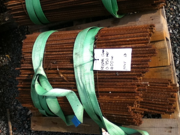 1.000mtr Length 12mm Unused Stock Rusty Rebar From Ainscough Metals
