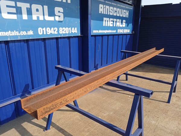 3.800 Mtrs Long 230mm x 75mm x 25.7 Kg/m Unused Stock Rusty Steel ...