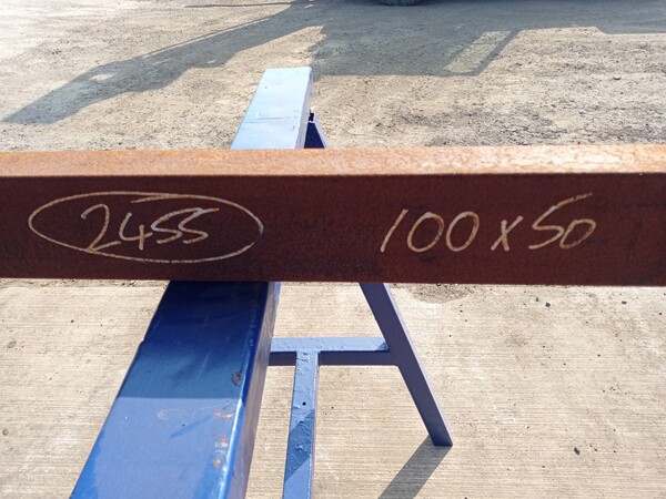 2.455 Mtrs Long 100mm x 50mm x 10.2 Kg/m Unused Stock Rusty Steel ...