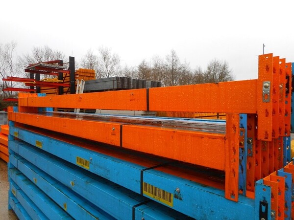 125mm x 65mm x 14.8 Kg/m Used Steel Channel - Pfc - Painted Orange 3. ...